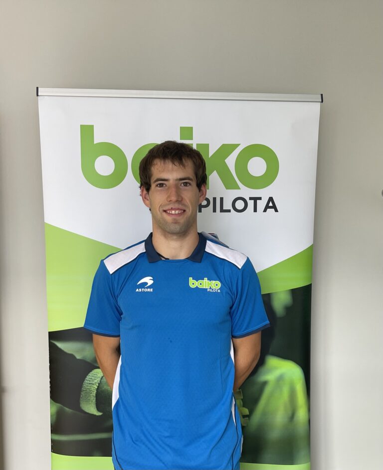 Uriondok Baikorekin duen kontratua berritu du - Baiko Pilota
